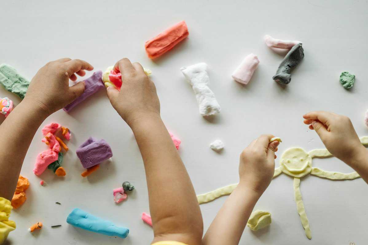 33 Best Indoor Games for Kids for Endless Entertainment