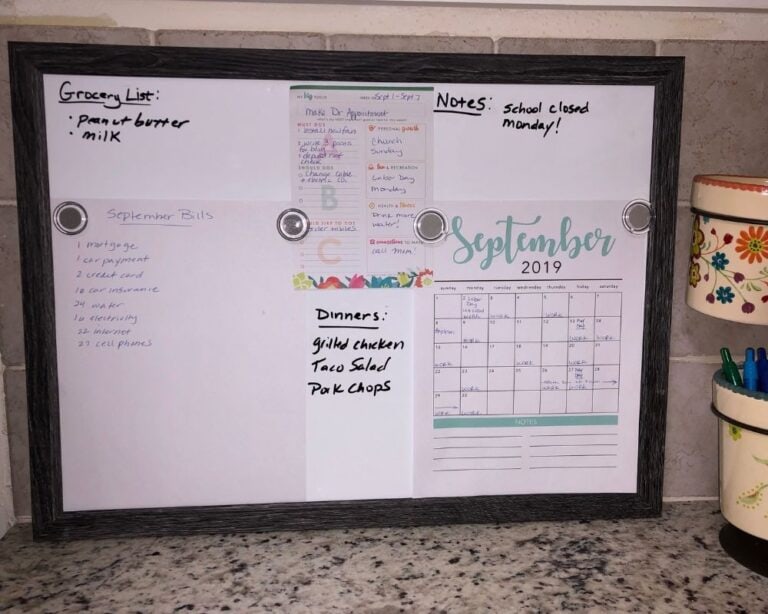25 Family Command Center Ideas to Control the Chaos