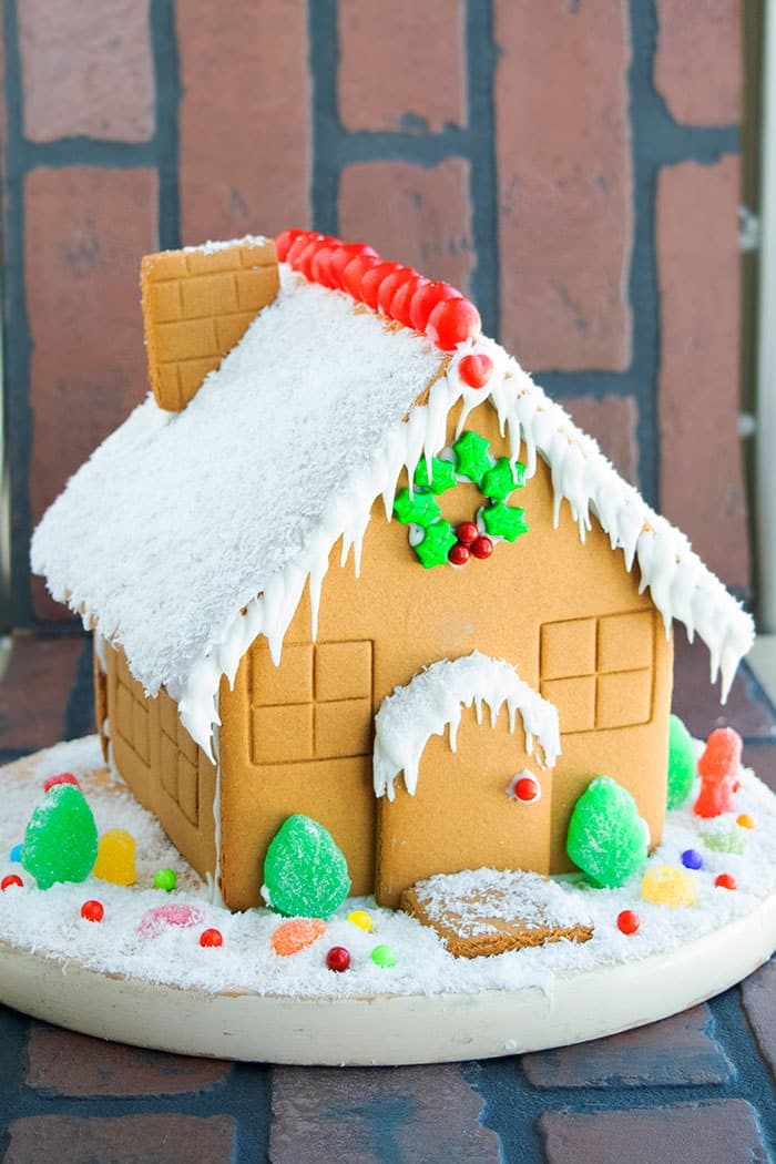 35 Gingerbread House Ideas & Tips to Wow Your Family